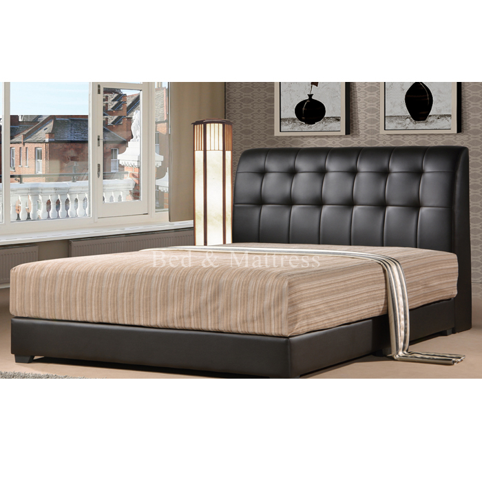 Daniel Divan Queen Bed